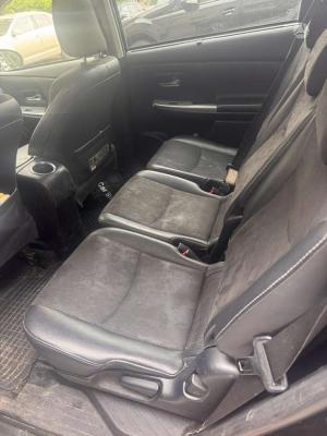 Melns Toyota Prius 2015 Viļņa, ar dzinēja tilpumu 1.80 L un nobraukumu 362 tūkst. km par 8500 €, foto 5 vietnē AUTOMOTO.COM.LV