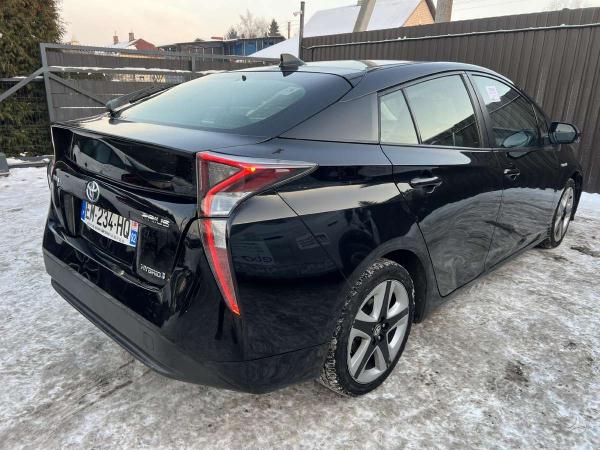 Melns Toyota Prius 2017 Kauņa, ar dzinēja tilpumu 1.80 L un nobraukumu 264 tūkst. km par 6900 €, foto 6 vietnē AUTOMOTO.COM.LV