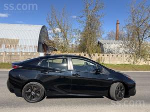 Черный Тойота Приус 2017 в Елгава, объемом двигателя 1.80 л и пробегом 218 тыс. км за 11900 €, фото 7 на AUTOMOTO.COM.LV