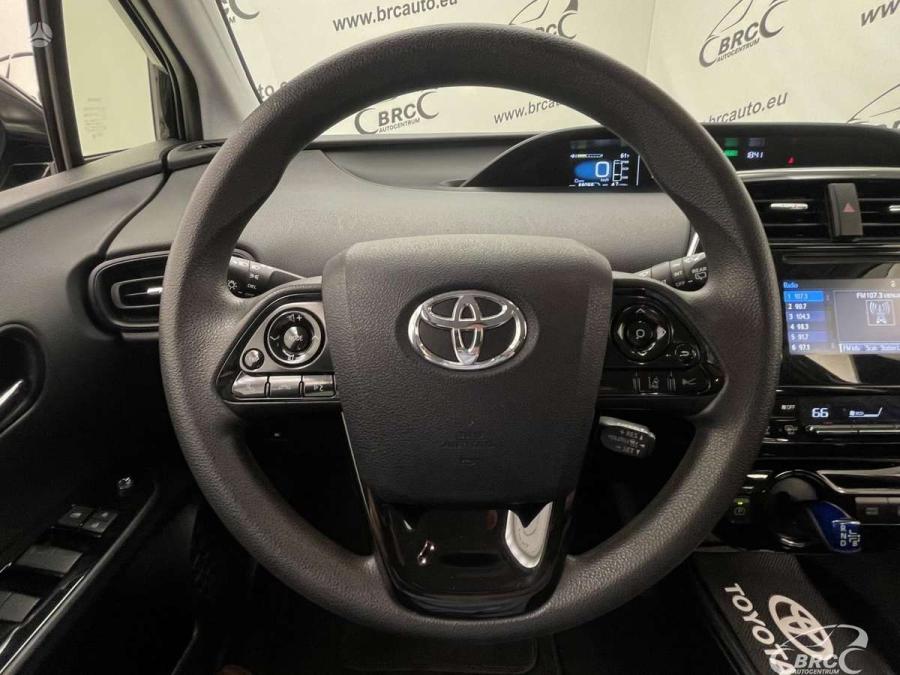 Melns Toyota Prius 2019 Viļņa, ar dzinēja tilpumu 1.80 L un nobraukumu 88 tūkst. km par 14900 €, foto 28 vietnē AUTOMOTO.COM.LV