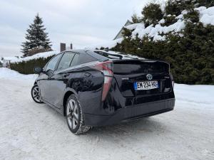 Black Toyota Prius 2019 in Vilnius, with an engine capacity of 1.80 L and mileage of 110 thousand km for 11450 €, photo 10 on AUTOMOTO.COM.LV