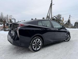 Black Toyota Prius 2019 in Vilnius, with an engine capacity of 1.80 L and mileage of 110 thousand km for 11450 €, photo 16 on AUTOMOTO.COM.LV
