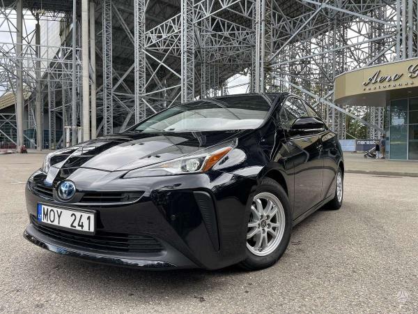 Черный Тойота Приус 2019 в Друскининкай, объемом двигателя 1.80 л и пробегом 89 тыс. км за 14200 €, фото 3 на AUTOMOTO.COM.LV