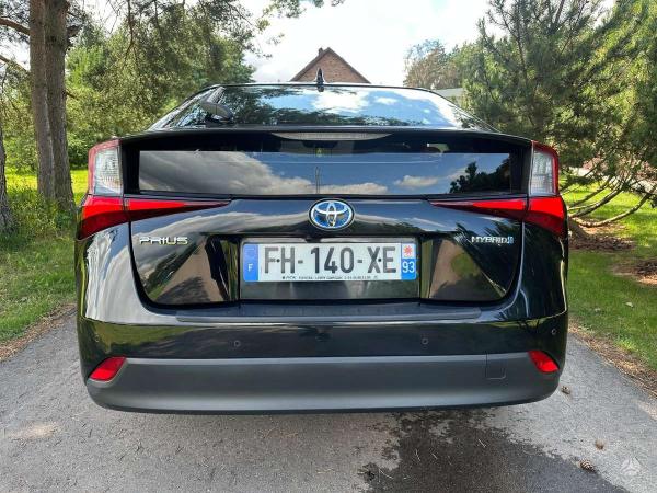 Черный Тойота Приус 2019 в Вильнюс, объемом двигателя 1.80 л и пробегом 253 тыс. км за 13500 €, фото 7 на AUTOMOTO.COM.LV