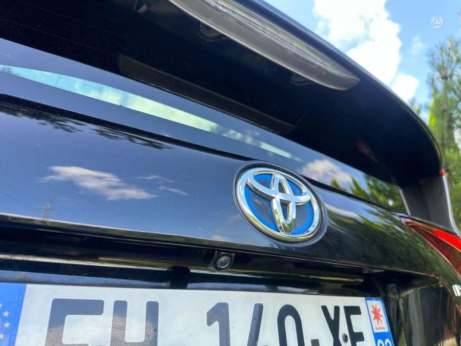 Melns Toyota Prius 2019 Viļņa, ar dzinēja tilpumu 1.80 L un nobraukumu 253 tūkst. km par 12700 €, foto 17 vietnē AUTOMOTO.COM.LV