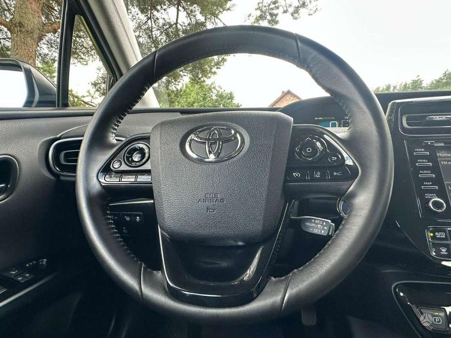 Melns Toyota Prius 2019 Viļņa, ar dzinēja tilpumu 1.80 L un nobraukumu 253 tūkst. km par 12700 €, foto 22 vietnē AUTOMOTO.COM.LV