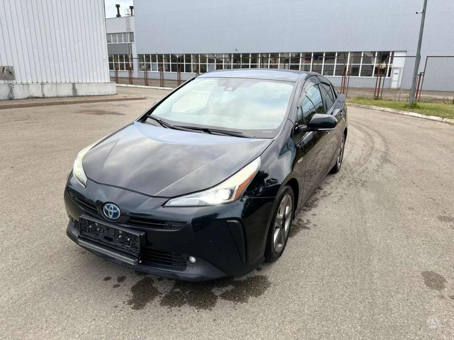 Melns Toyota Prius 2019 Rokiškis, ar dzinēja tilpumu 1.80 L un nobraukumu 420 tūkst. km par 8550 €, foto 1 vietnē AUTOMOTO.COM.LV