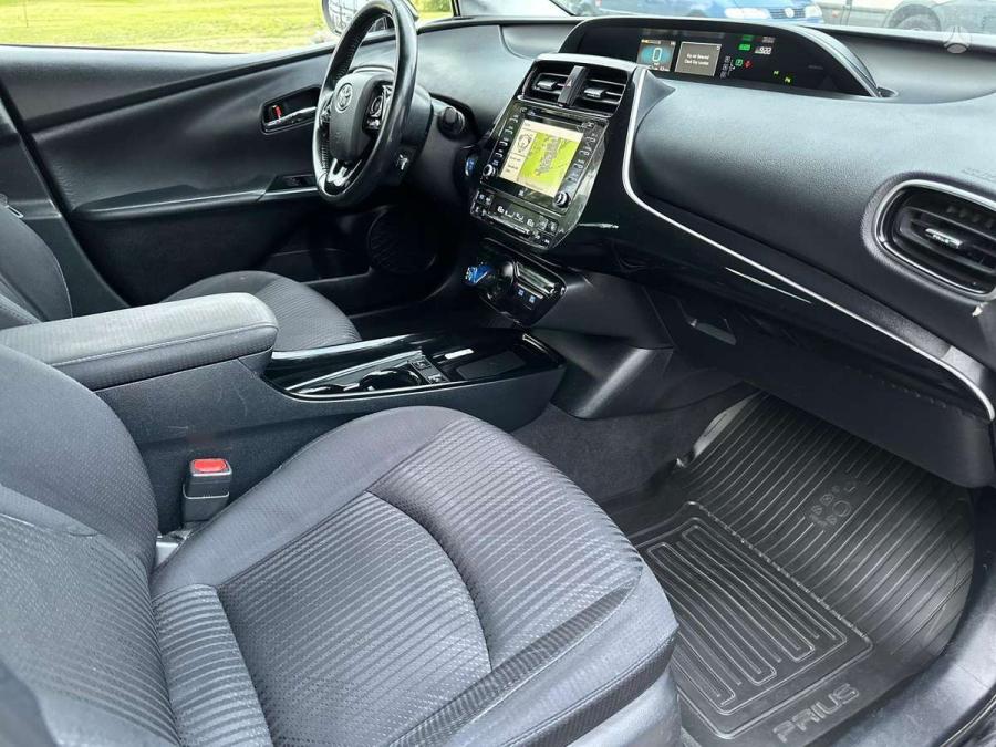 Melns Toyota Prius 2019 Rokiškis, ar dzinēja tilpumu 1.80 L un nobraukumu 420 tūkst. km par 8550 €, foto 19 vietnē AUTOMOTO.COM.LV