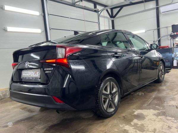 Melns Toyota Prius 2022 Viļņa, ar dzinēja tilpumu 1.80 L un nobraukumu 313 tūkst. km par 15004 €, foto 11 vietnē AUTOMOTO.COM.LV