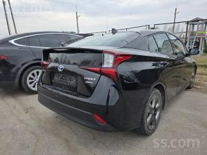 Черный Тойота Приус 2022 в Елгава, объемом двигателя 1.80 л и пробегом 248 тыс. км за 12900 €, фото 6 на AUTOMOTO.COM.LV