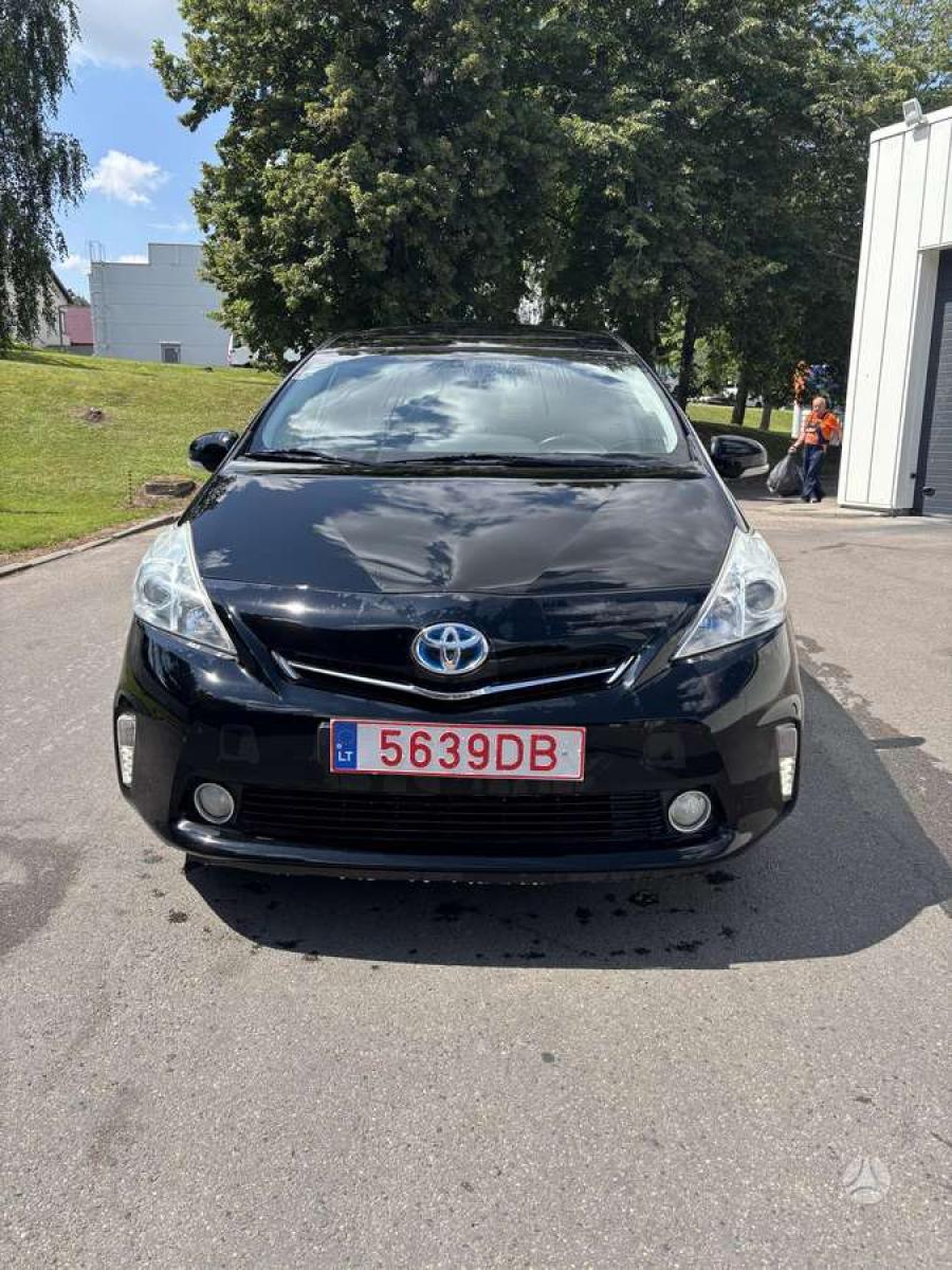 Melns Toyota Prius 2012 Alīta, ar dzinēja tilpumu 1.80 L un nobraukumu 286 tūkst. km par 9200 €, foto 4 vietnē AUTOMOTO.COM.LV