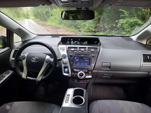 Melns Toyota Prius 2012 Alīta, ar dzinēja tilpumu 1.80 L un nobraukumu 286 tūkst. km par 9200 €, foto 8 vietnē AUTOMOTO.COM.LV
