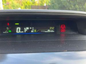 Black Toyota Prius 2014 in Kaunas, with an engine capacity of 1.80 L and mileage of 336 thousand km for 7800 €, photo 9 on AUTOMOTO.COM.LV