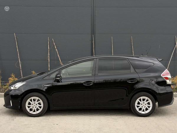 Melns Toyota Prius 2016 Viļņa, ar dzinēja tilpumu 1.80 L un nobraukumu 320 tūkst. km par 10100 €, foto 3 vietnē AUTOMOTO.COM.LV