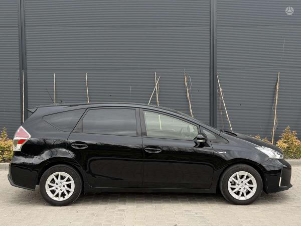 Melns Toyota Prius 2016 Viļņa, ar dzinēja tilpumu 1.80 L un nobraukumu 320 tūkst. km par 10100 €, foto 6 vietnē AUTOMOTO.COM.LV