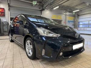 Black Toyota Prius 2017 in Vilnius, with an engine capacity of 1.80 L and mileage of 320 thousand km for 11200 €, photo  on AUTOMOTO.COM.LV