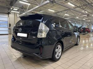 Black Toyota Prius 2017 in Vilnius, with an engine capacity of 1.80 L and mileage of 320 thousand km for 11200 €, photo 7 on AUTOMOTO.COM.LV