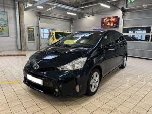 Black Toyota Prius 2017 in Vilnius, with an engine capacity of 1.80 L and mileage of 320 thousand km for 11200 €, photo 9 on AUTOMOTO.COM.LV