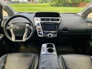 Black Toyota Prius 2017 in Telschi, with an engine capacity of 1.80 L and mileage of 285 thousand km for 12500 €, photo 22 on AUTOMOTO.COM.LV