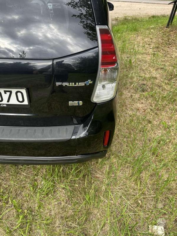 Melns Toyota Prius 2017 Kauņa, ar dzinēja tilpumu 1.80 L un nobraukumu 359 tūkst. km par 11200 €, foto 5 vietnē AUTOMOTO.COM.LV