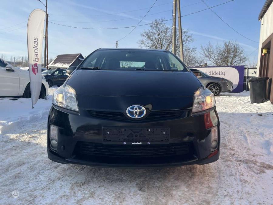 Melns Toyota Prius 2011 Šauļi, ar dzinēja tilpumu 1.80 L un nobraukumu 324 tūkst. km par 5750 €, foto 5 vietnē AUTOMOTO.COM.LV