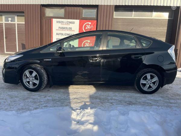 Melns Toyota Prius 2011 Šauļi, ar dzinēja tilpumu 1.80 L un nobraukumu 324 tūkst. km par 5750 €, foto 10 vietnē AUTOMOTO.COM.LV
