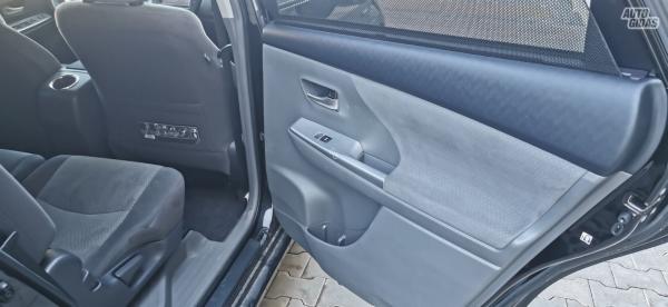 Black Toyota Prius 2012 in Vilnius, with an engine capacity of 1.80 L and mileage of 230 thousand km for 10950 €, photo 10 on AUTOMOTO.COM.LV