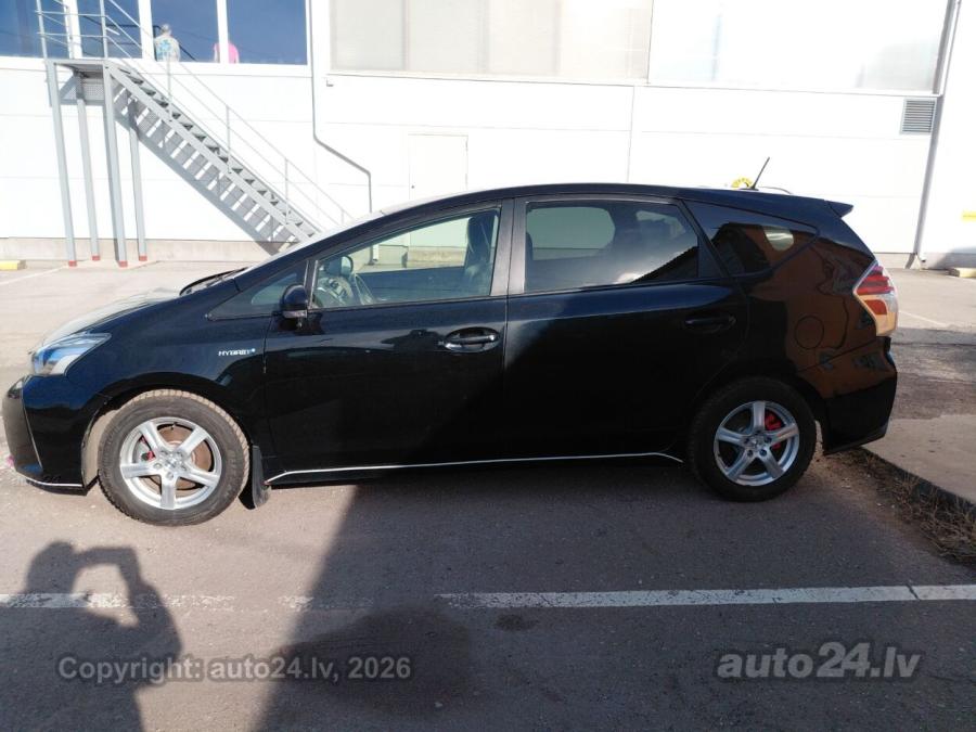 Melns Toyota Prius 2016 Tallina, ar dzinēja tilpumu 1.80 L un nobraukumu 305 tūkst. km par 7000 €, foto 1 vietnē AUTOMOTO.COM.LV