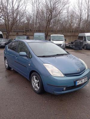 Синий Тойота Приус 2004 в Клайпеда, объемом двигателя 1.50 л и пробегом 300 тыс. км за 2950 €, фото  на AUTOMOTO.COM.LV