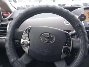 Blue Toyota Prius 2004 in Klaipeda, with an engine capacity of 1.50 L and mileage of 300 thousand km for 2950 €, photo 6 on AUTOMOTO.COM.LV