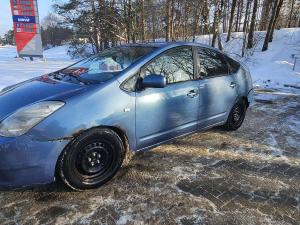Blue Toyota Prius 2005 in Vilnius, with an engine capacity of 0.00 L and mileage of 600 thousand km for 1800 €, photo 2 on AUTOMOTO.COM.LV