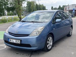 Zils Toyota Prius 2005 Viļņa, ar dzinēja tilpumu 1.50 L un nobraukumu 300 tūkst. km par 3500 €, foto 7 vietnē AUTOMOTO.COM.LV