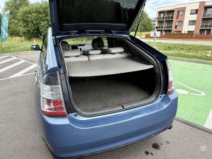 Zils Toyota Prius 2005 Viļņa, ar dzinēja tilpumu 1.50 L un nobraukumu 300 tūkst. km par 3500 €, foto 13 vietnē AUTOMOTO.COM.LV