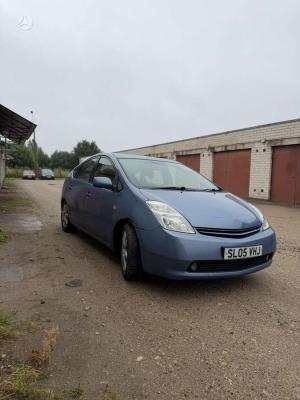 Zils Toyota Prius 2005 Šauļi, ar dzinēja tilpumu 1.50 L un nobraukumu 430 tūkst. km par 850 €, foto 8 vietnē AUTOMOTO.COM.LV
