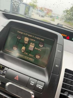 Zils Toyota Prius 2005 Šauļi, ar dzinēja tilpumu 1.50 L un nobraukumu 430 tūkst. km par 850 €, foto 9 vietnē AUTOMOTO.COM.LV
