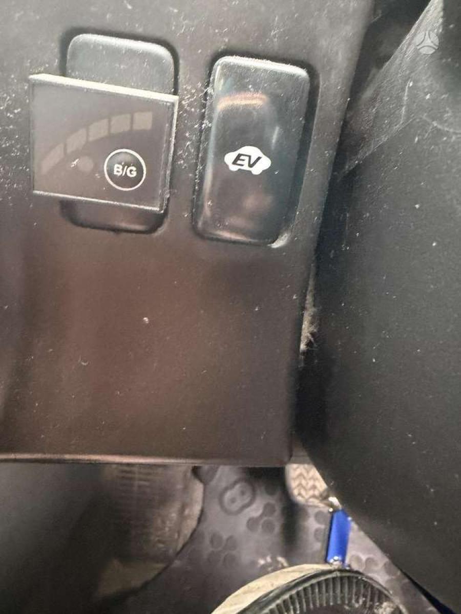 Zils Toyota Prius 2005 Šauļi, ar dzinēja tilpumu 1.50 L un nobraukumu 430 tūkst. km par 850 €, foto 10 vietnē AUTOMOTO.COM.LV