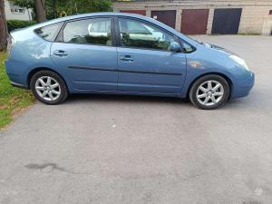 Zils Toyota Prius 2005 Klaipėda, ar dzinēja tilpumu 1.50 L un nobraukumu 200 tūkst. km par 4250 €, foto 6 vietnē AUTOMOTO.COM.LV