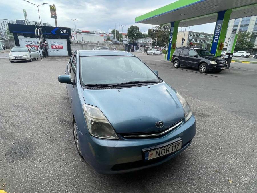 Синий Тойота Приус 2006 в Вильнюс, объемом двигателя 1.50 л и пробегом 425 тыс. км за 3100 €, фото 1 на AUTOMOTO.COM.LV