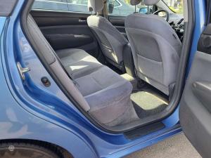 Blue Toyota Prius 2006 in Vilnius, with an engine capacity of 1.50 L and mileage of 330 thousand km for 2650 €, photo 20 on AUTOMOTO.COM.LV