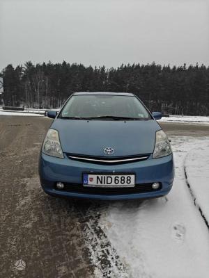 Zils Toyota Prius 2007 Viļņa, ar dzinēja tilpumu 1.50 L un nobraukumu 272 tūkst. km par 4500 €, foto 3 vietnē AUTOMOTO.COM.LV