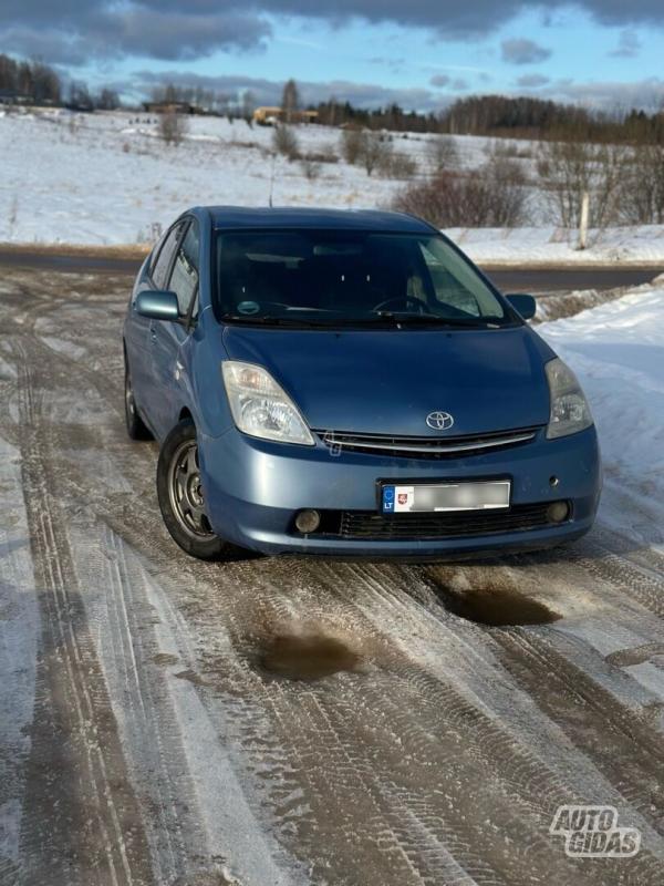 Zils Toyota Prius 2007 Viļņa, ar dzinēja tilpumu 1.50 L un nobraukumu 360 tūkst. km par 3150 €, foto 1 vietnē AUTOMOTO.COM.LV