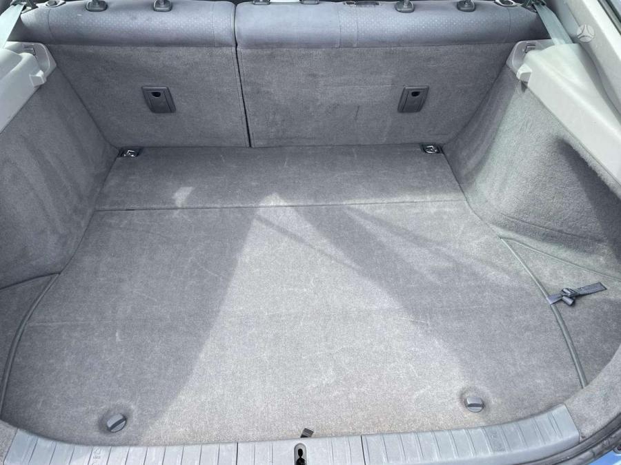 Zils Toyota Prius 2007 Viļņa, ar dzinēja tilpumu 1.50 L un nobraukumu 271 tūkst. km par 3750 €, foto 13 vietnē AUTOMOTO.COM.LV