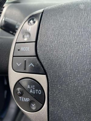 Zils Toyota Prius 2007 Viļņa, ar dzinēja tilpumu 1.50 L un nobraukumu 271 tūkst. km par 3750 €, foto 15 vietnē AUTOMOTO.COM.LV