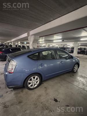 Zils Toyota Prius 2007 Rīga, ar dzinēja tilpumu 1.50 L un nobraukumu 423 tūkst. km par 2800 €, foto 5 vietnē AUTOMOTO.COM.LV