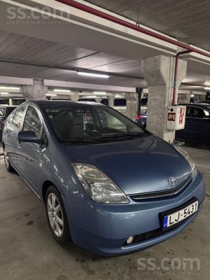 Zils Toyota Prius 2007 Rīga, ar dzinēja tilpumu 1.50 L un nobraukumu 423 tūkst. km par 2800 €, foto 6 vietnē AUTOMOTO.COM.LV