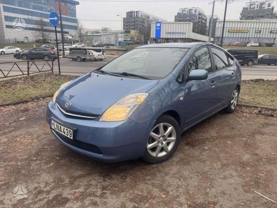 Zils Toyota Prius 2008 Viļņa, ar dzinēja tilpumu 1.50 L un nobraukumu 252 tūkst. km par 4800 €, foto 4 vietnē AUTOMOTO.COM.LV