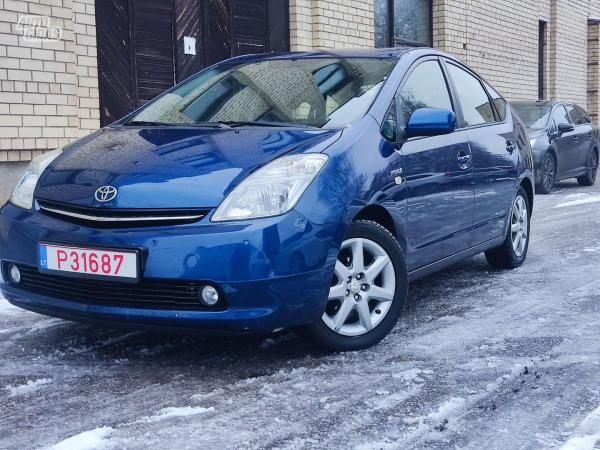 Zils Toyota Prius 2009 Viļņa, ar dzinēja tilpumu 1.50 L un nobraukumu 356 tūkst. km par 4850 €, foto 3 vietnē AUTOMOTO.COM.LV
