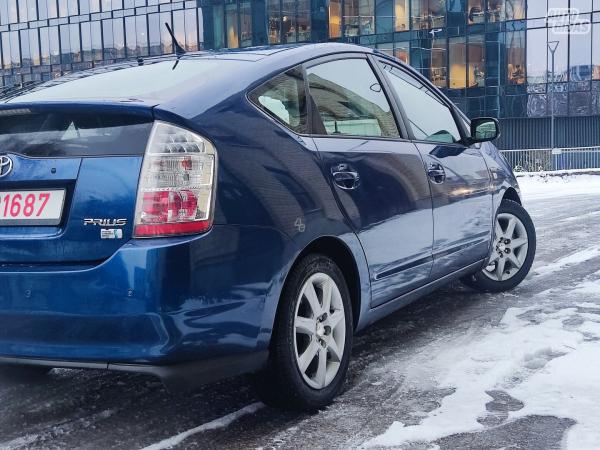 Zils Toyota Prius 2009 Viļņa, ar dzinēja tilpumu 1.50 L un nobraukumu 356 tūkst. km par 4850 €, foto 6 vietnē AUTOMOTO.COM.LV