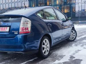 Blue Toyota Prius 2009 in Vilnius, with an engine capacity of 1.50 L and mileage of 356 thousand km for 4850 €, photo 6 on AUTOMOTO.COM.LV