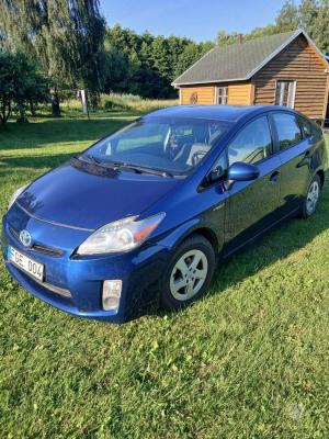 Blue Toyota Prius 2009 in Alytus, with an engine capacity of 0.00 L and mileage of 270 thousand km for 4200 €, photo  on AUTOMOTO.COM.LV